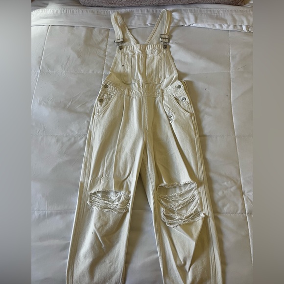 H&M | Jeans | Beige Denim Overalls | Poshmark